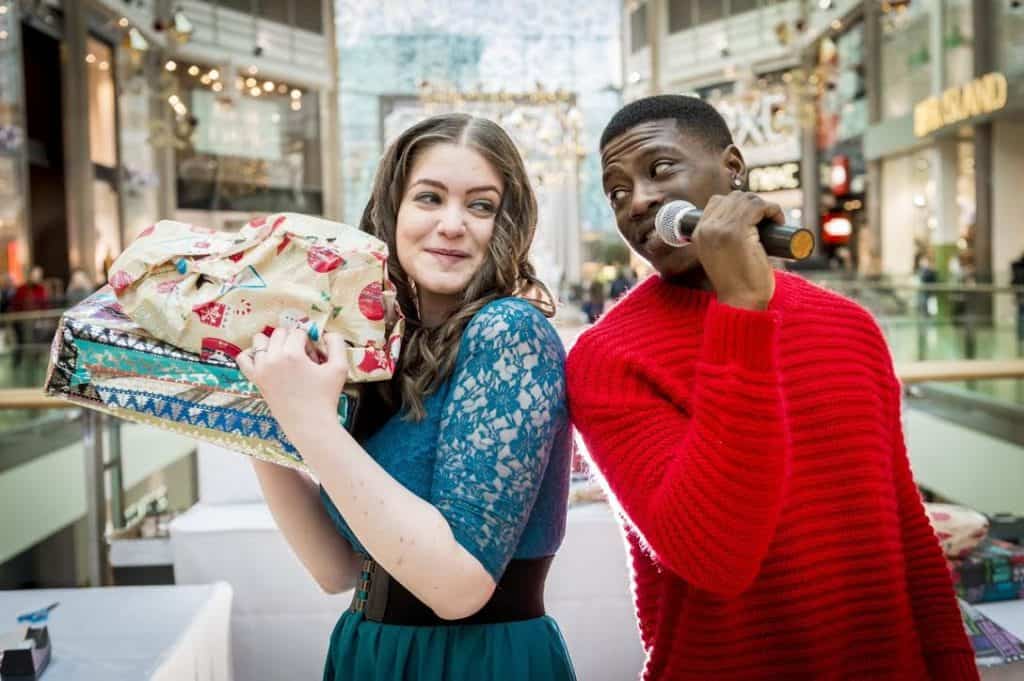 Multi-skilled models wrapping and rapping – Models Direct